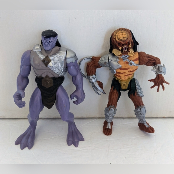 Toys | Kenner Aliens Vs Predator Cracked Tusk Disney Gargoyles Goliath ...